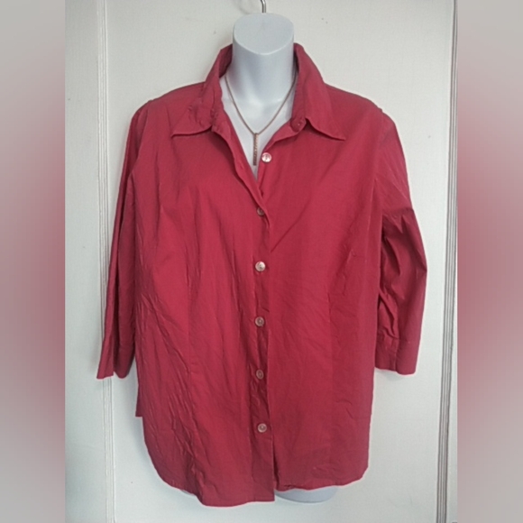 Apostrophe | Tops | Bundle Only Apostrophe Ladies Fuchsia Button Down ...
